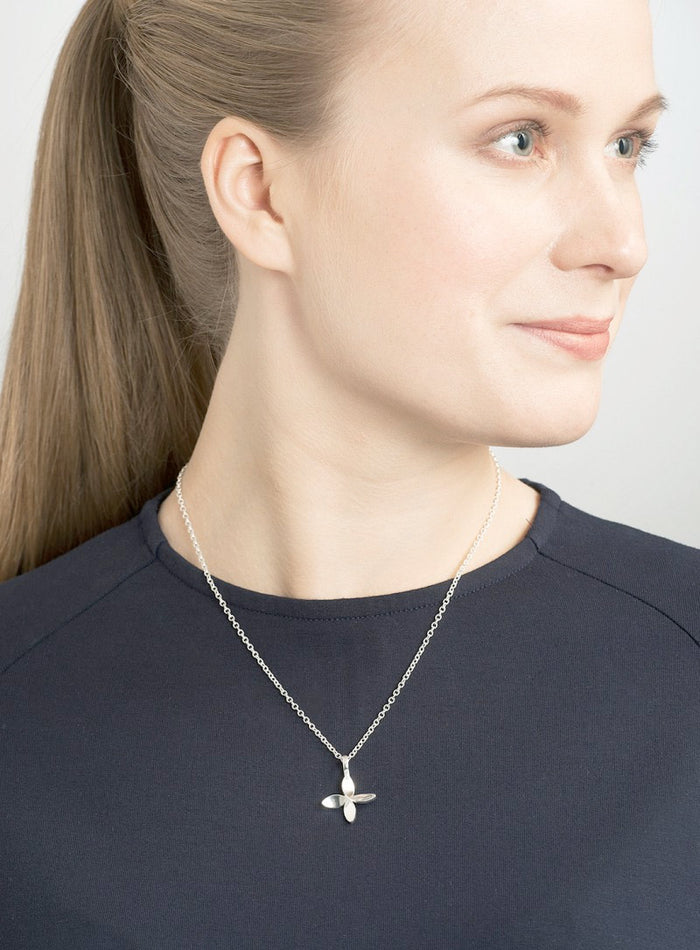 Rippiristit ja ristikaulakorut | Laatukoru