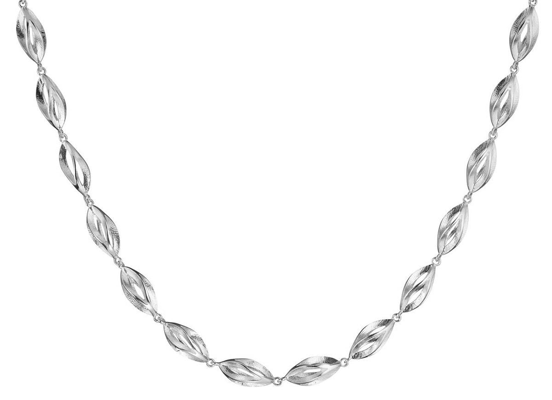 Lumoava Kaisla, hopeakaulakoru 45 cm